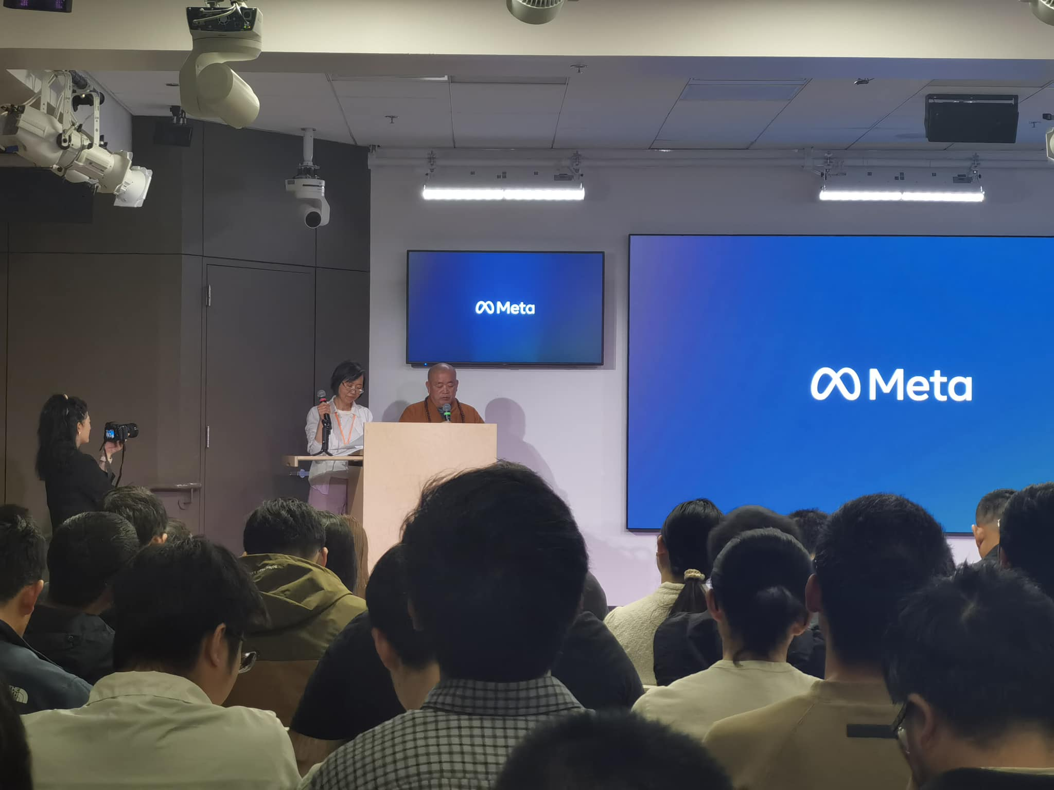 释永信在 Meta 旧金山总部的分享：《禅宗遇到 AI》 - OSCHINA - 中文开源技术交流社区